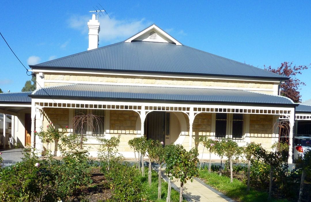 Concave Verandahs | Traditional Verandahs & Carports